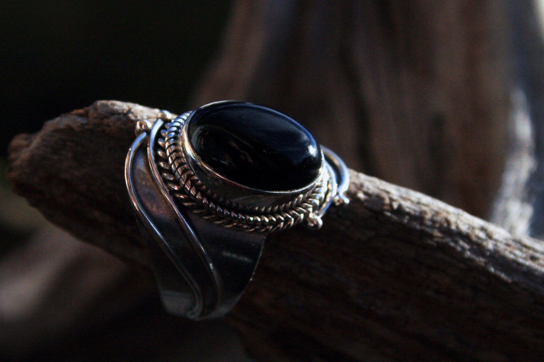 Silver and onyx ring store
